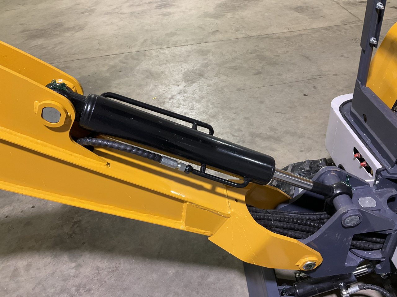 #1577 - IRE20 Mini Excavator with Kubota Engine* (#18344380)