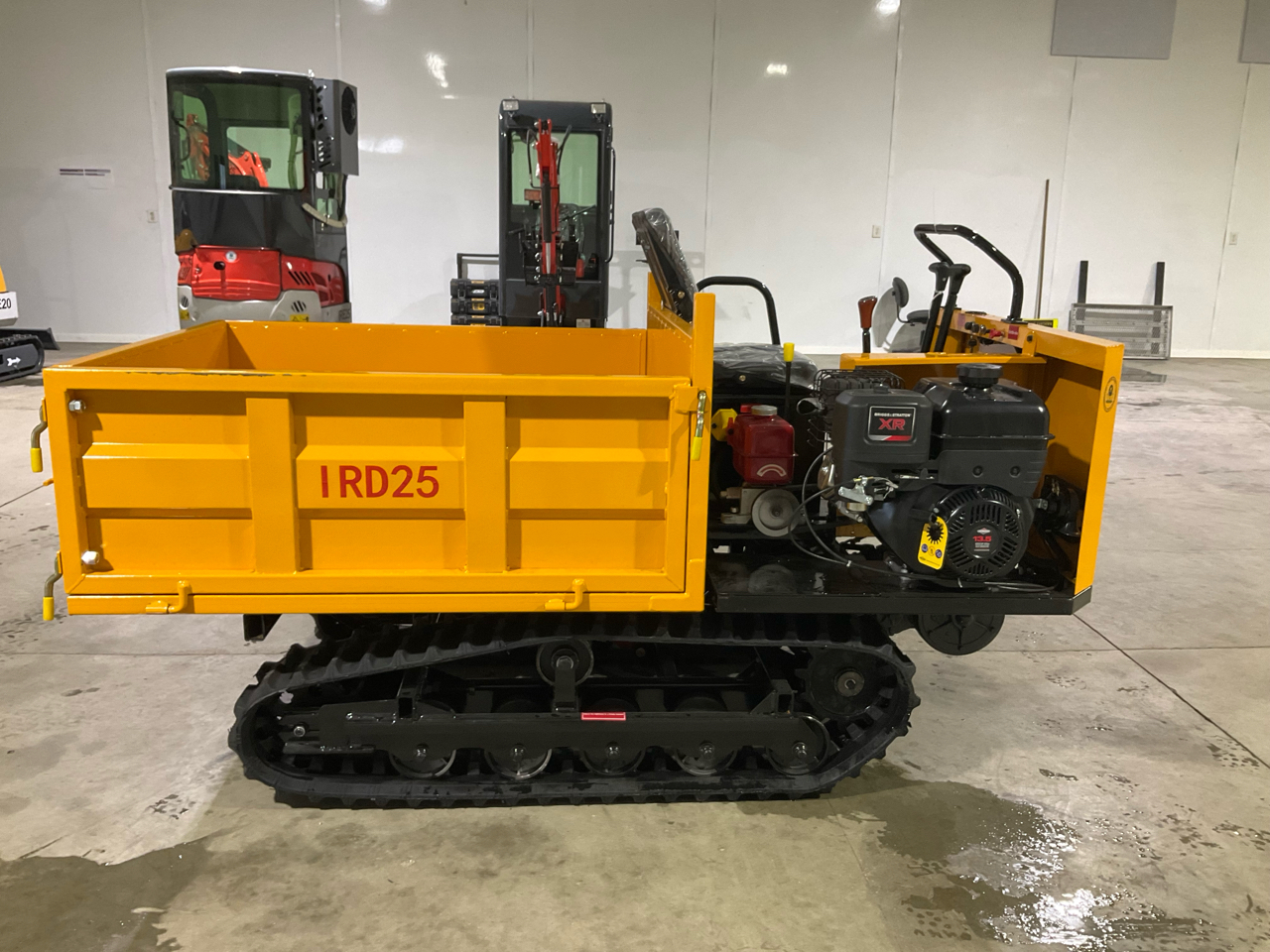 #2519 - IRD25 Crawler Dumper with Seat (#18344385)