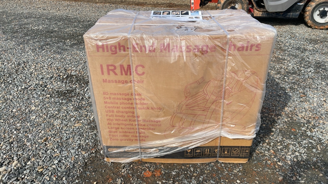 #5293 - New IRMC Massage Chair* (#18802484)