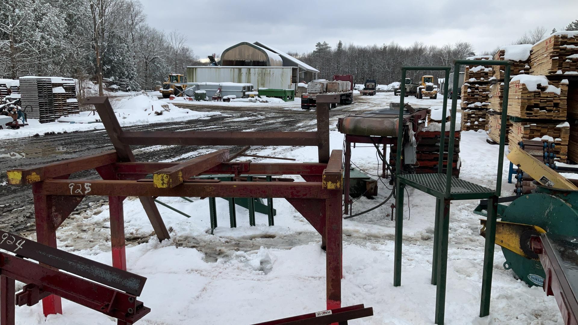 #925 - Stairs and Support Structure* (#22450121)