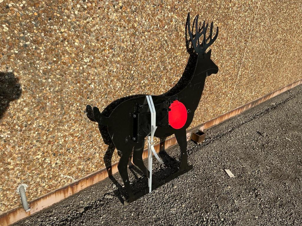 #1842 - Unused FUTURE FT-ST550L Deer Shaped Shooting Target (#22772001)