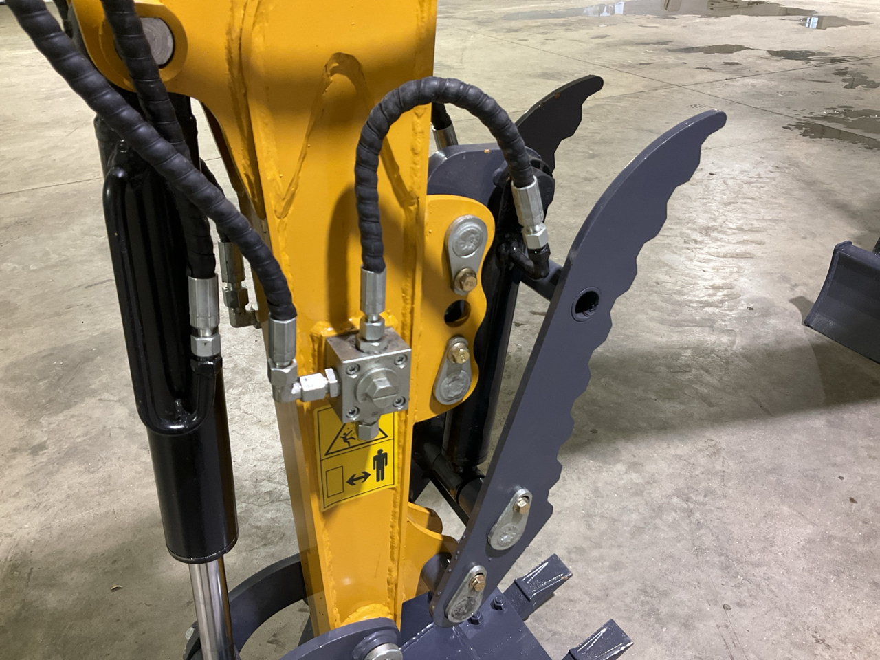 #1577 - IRE20 Mini Excavator with Kubota Engine* (#18344380)