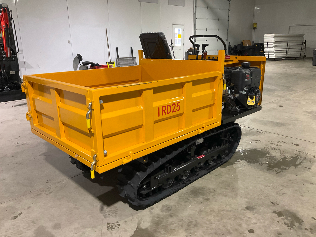 #2519 - IRD25 Crawler Dumper with Seat (#18344385)
