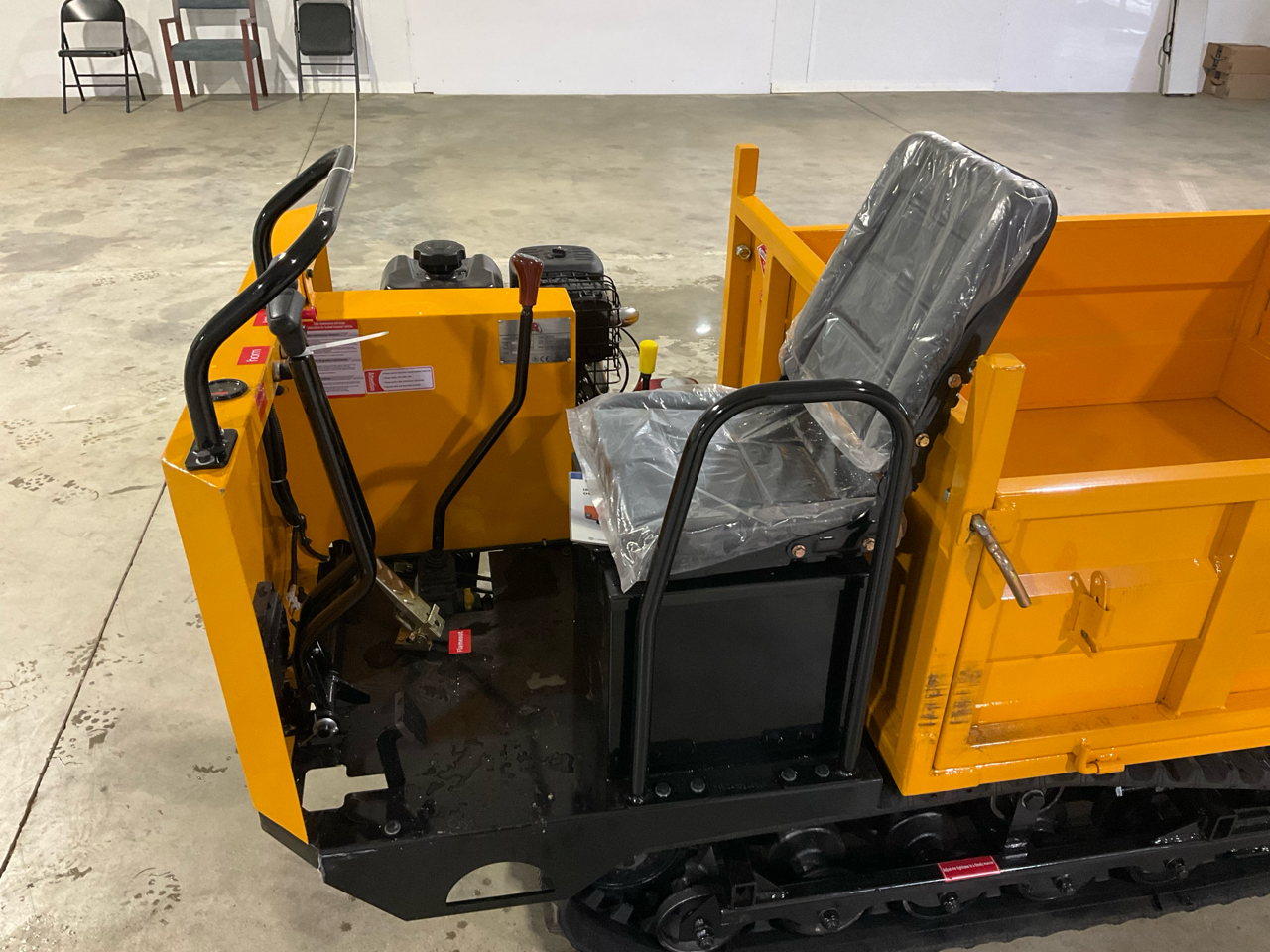 #2519 - IRD25 Crawler Dumper with Seat (#18344385)