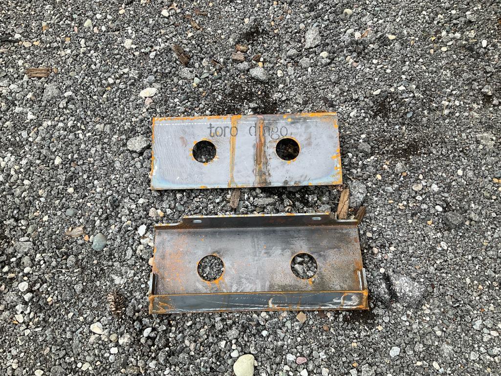#1581 - Weldable Mini Skid Steer Plate (#20420247)