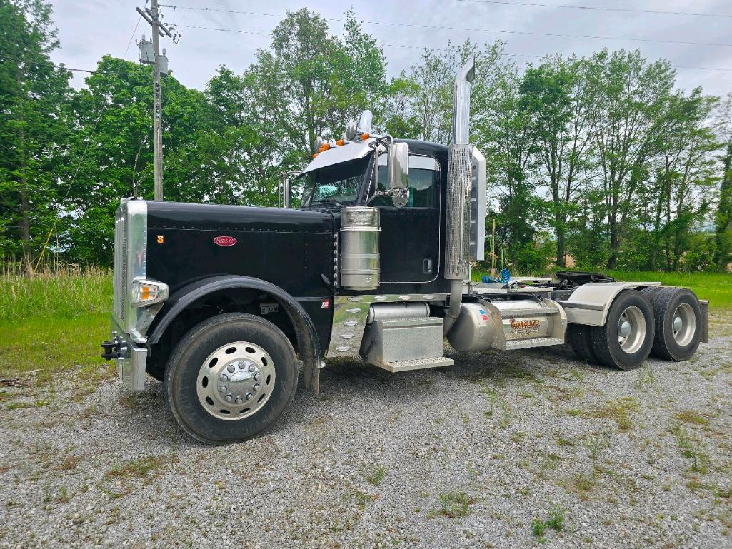 #200 - 2021 Peterbilt Truck (#19893917)