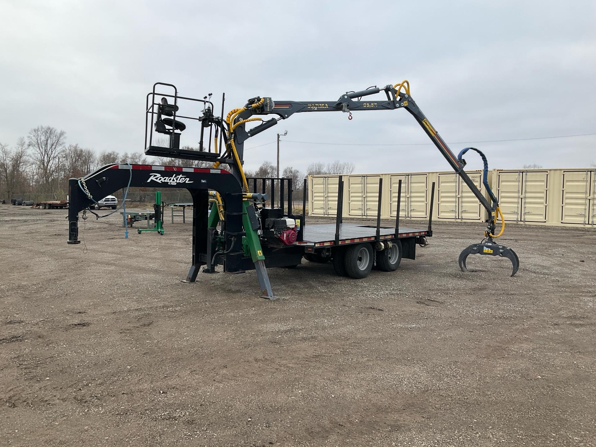 #2150 - 2017 Roadster Trailer with a Farma C6, 3 G2 Loader (#22289172)